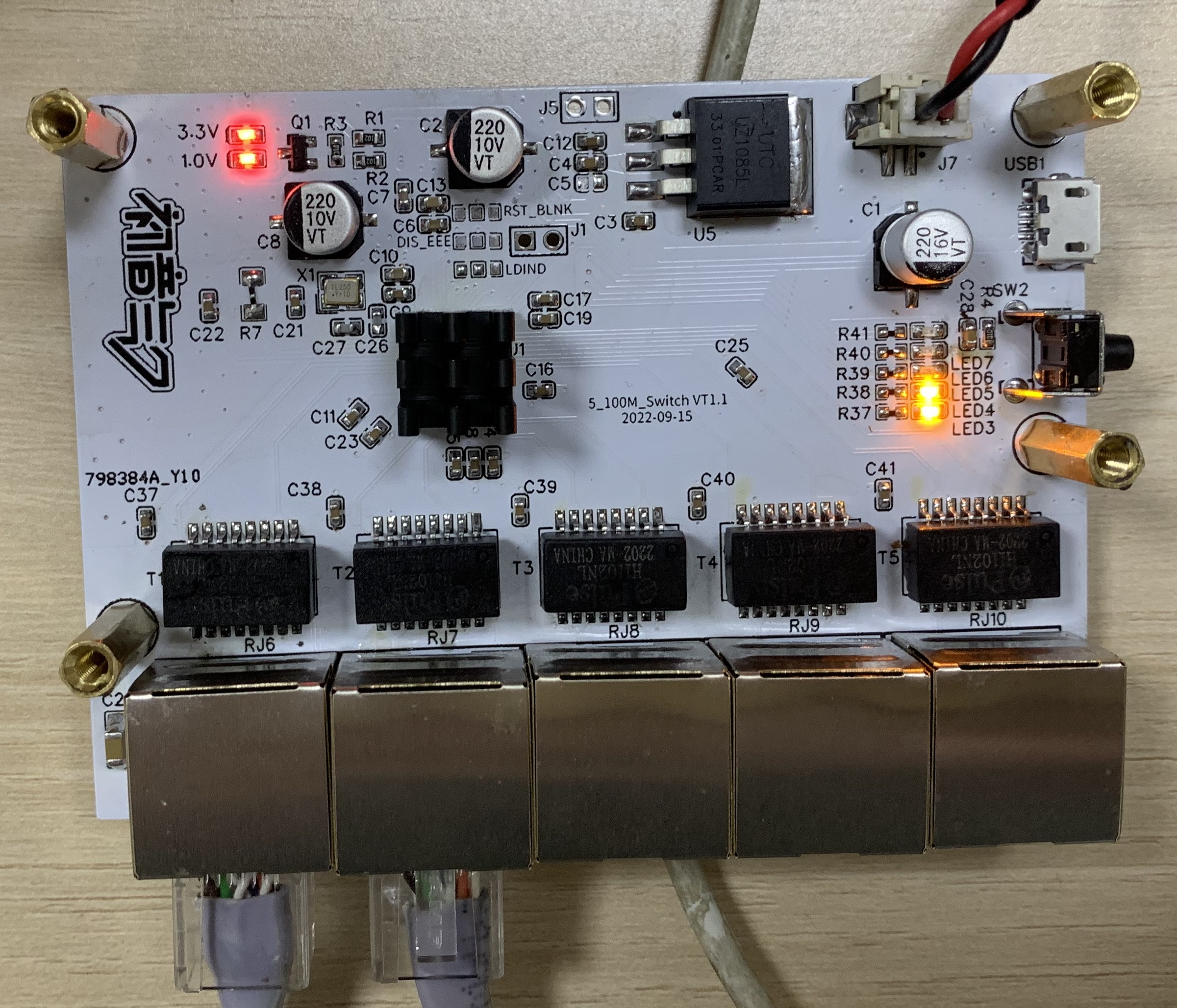 5口百兆交换机RTL8305NB,———EEWorld参考设计中心