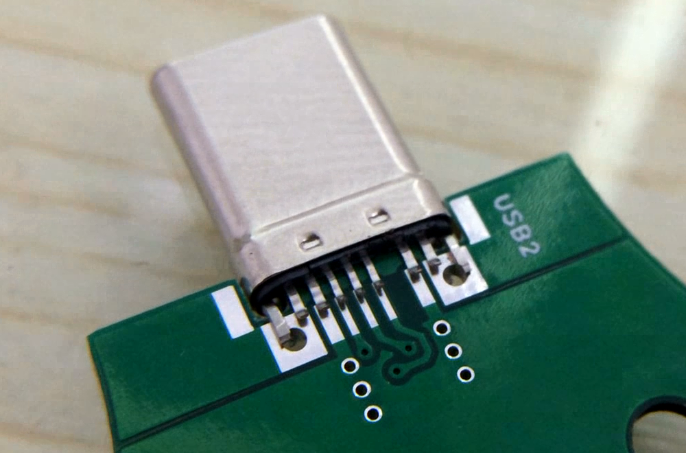 PD+QC快充诱骗器,———EEWorld参考设计中心