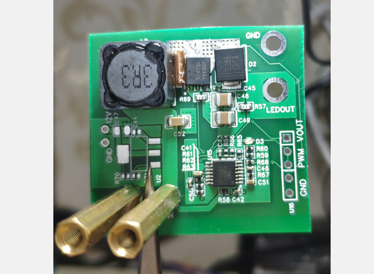 基于LM3429的100W LED手电恒流驱动板,———EEWorld参考设计中心