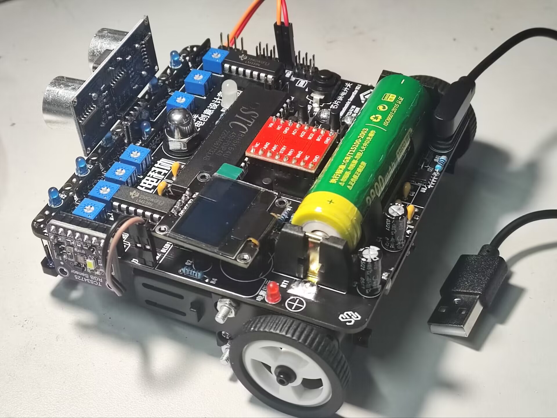 OSTA智能寻迹小车,———EEWorld参考设计中心